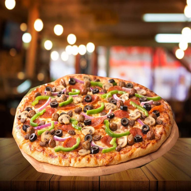 Disfruta de una deliciosa Pizza Rocky´s Especial